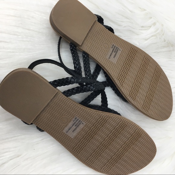 Universal Thread | Shoes | Universal Thread Sandal | Poshmark